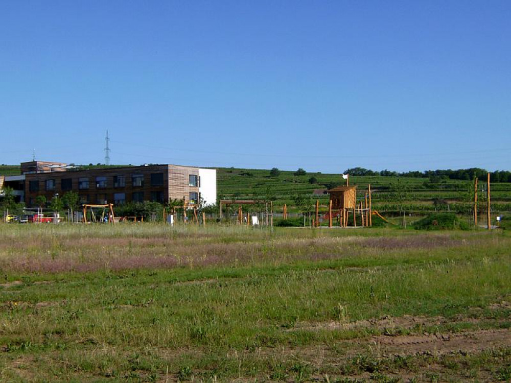 REFERENZEN | Langenlois, Spielplatz Lange Sonne